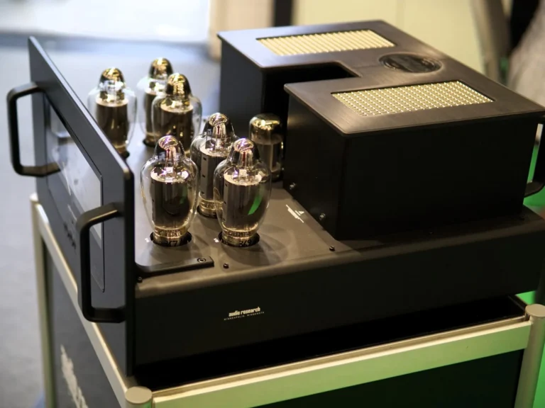 Audio Research Reference 330M amplifier